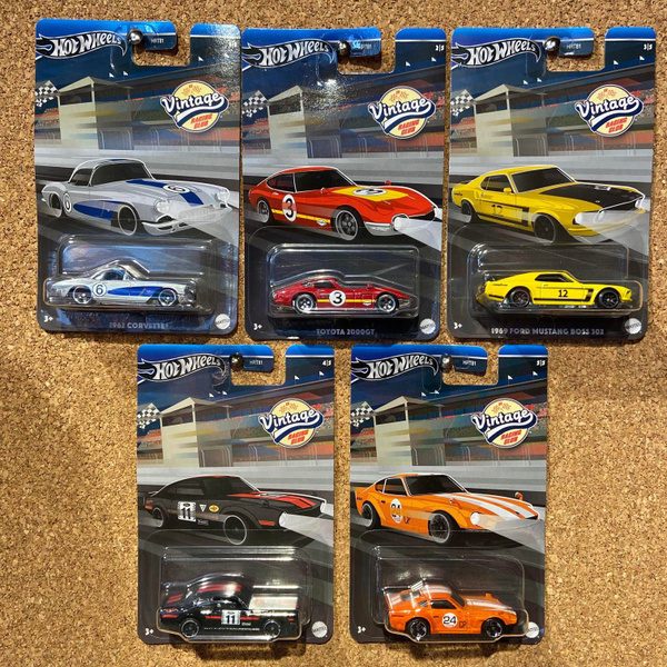 Машинка коллекционная Mattel HOT WHEELS 2024 VINTAGE RACING CLUB CASE B ...