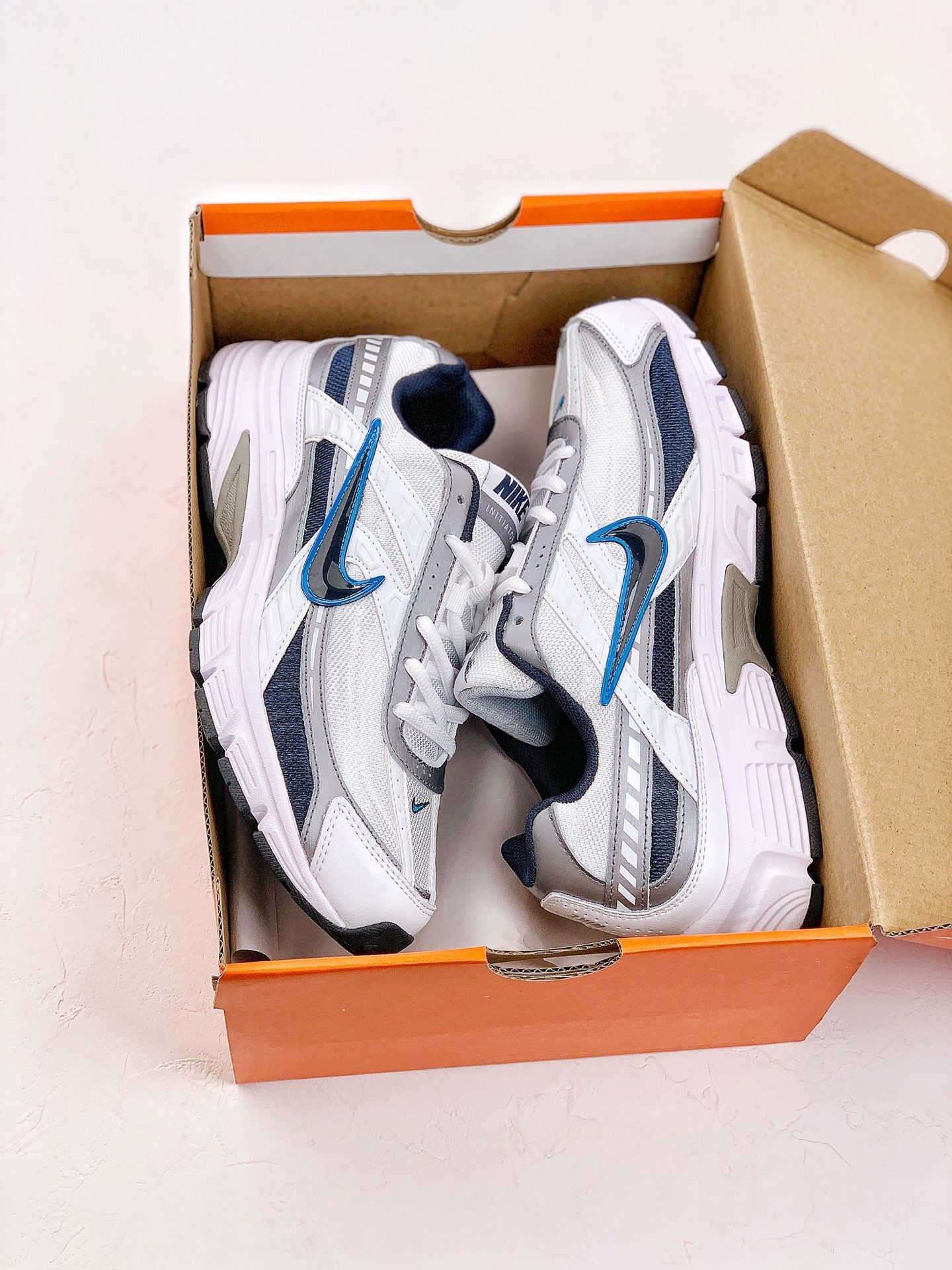 Nike Initiator Кроссовки купить на OZON по низкой цене