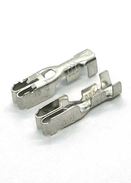 BX2091C. Контакт держателя предохранителя. 5 штук. H:4.70 W:5.00 L:20.3 ...