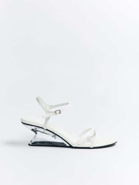 Босоножки Befree - купить с доставкой по выгодным ценам в интернет ...