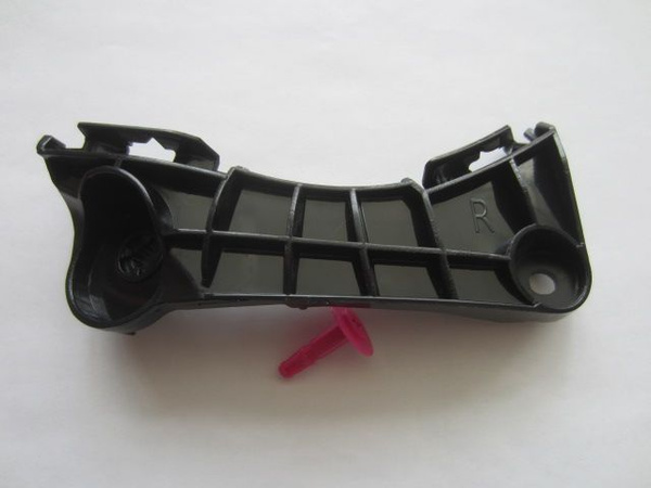 Кронштейн переднего бампера правый совместим с Toyota RAV 4 2010-2012 ...