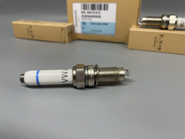 Комплект свечей зажигания VAG (VW/Audi/Skoda/Seat) 04C905616D - купить ...