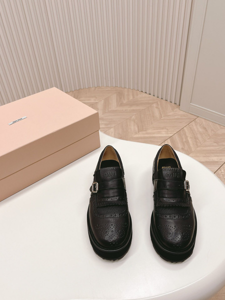 Туфли Женский Miu Miu Натуральная кожа размер 36 Без застёжки Съёмная стелька купить C