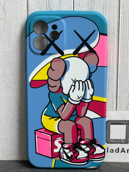 Светящийся чехол-накладка для IPHONE 12 /KAWS/с флуоресцентным рисунком ...