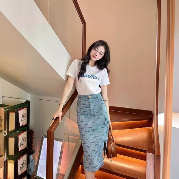 Комплект одежды Miu Miu купить с доставкой по выгодным ценам в интернет магазине Ozon 1570577158