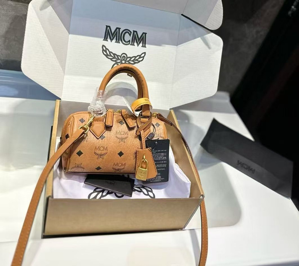 MCM Саквояж купить на OZON по низкой цене (1748830294)