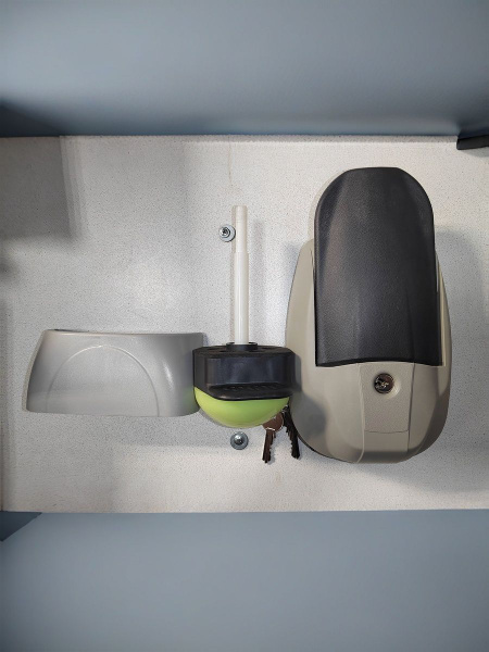 Ручка - замок двери холодильной камеры аналог Fermod 520/521 купить на ...