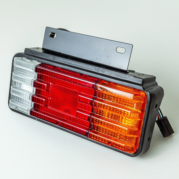 Стоп-сигнал на автомобиль ZEVS купить по выгодной цене в интернет-магазине OZON (1407569057)