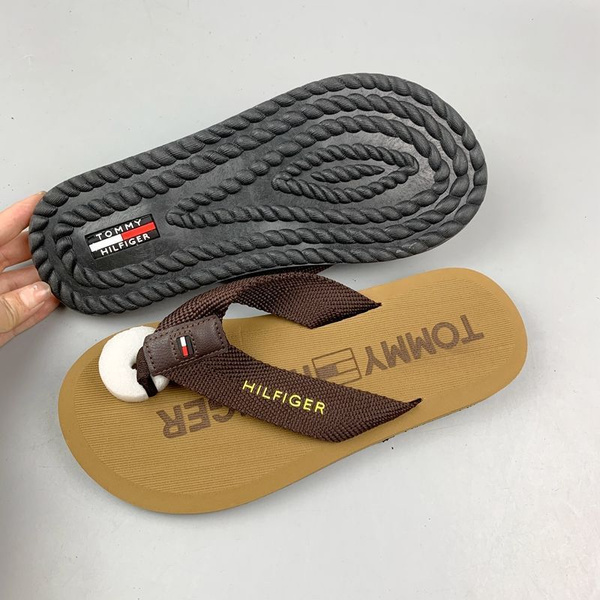 Сланцы Tommy Hilfiger - купить с доставкой по выгодным ценам в интернет ...