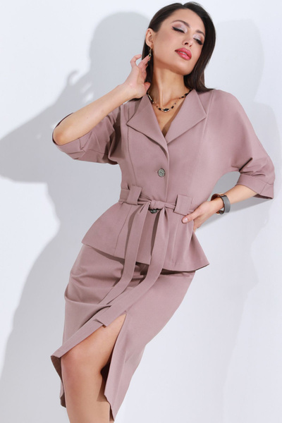 Костюм классический Женский DStrend розовый, размер 54 Полиэстер Россия На любой сезон купить c ...