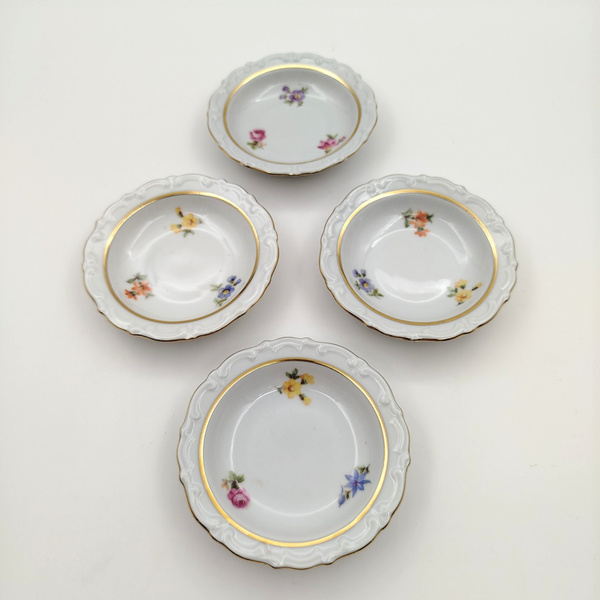 Набор розеток для варенья на 4 персоны сцветочным декором и рельефным бортом, фарфор, деколь ...