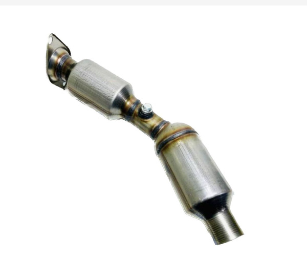 Катализатор Toyota Prius / Пламегаситель Тойота Приус / Часть глушителя ...