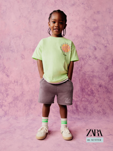 Футболка Zara, размер 116, цвет лайм, 100% хлопок / Дополнительная ткань - 97% хлопок, 3% ...