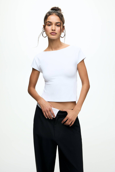 Поло Pull&Bear, размер 48, цвет белый - купить по выгодной цене в интернет-магазине OZON ...