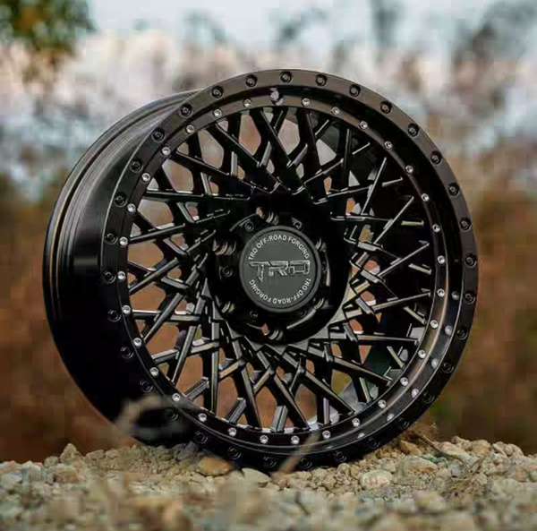 Колесный диск Toyota 17x8" PCD6x139.7 ET12 D106.1 Литой - купить по выгодной цене в интернет ...