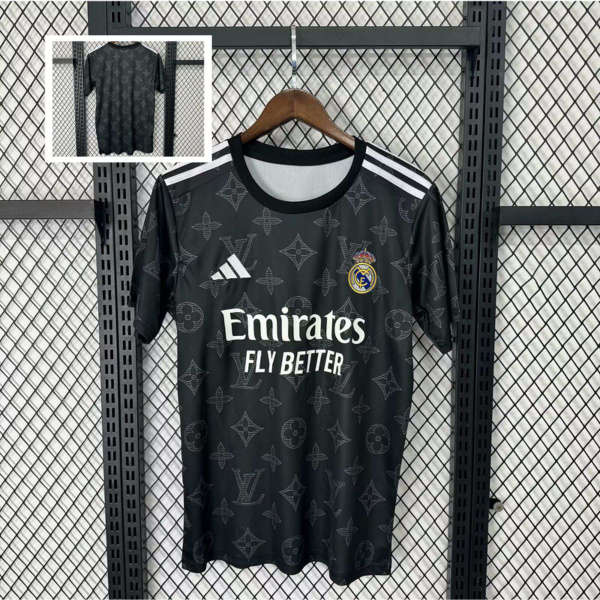 Манишка футбольная Real Madrid - купить по выгодной цене в интернет ...