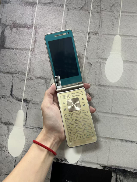 Samsung Мобильный телефон, золотой купить на OZON по низкой цене ...