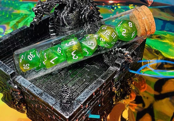 Смоляные многогранные кубики, средний зыбучий песок, зыбучее ядро, DnD ...