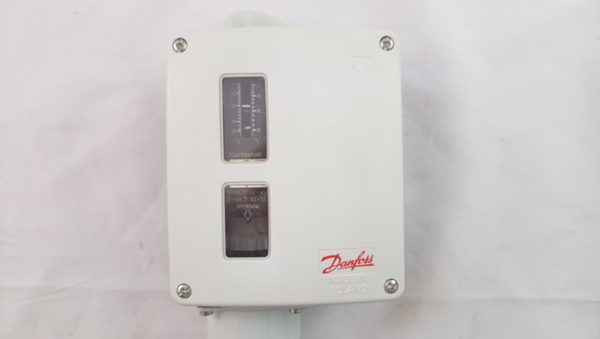 Danfoss 017-503666 - RT 4 Реле температуры (термостат)(пр. класс 0100601534) купить на OZON по ...