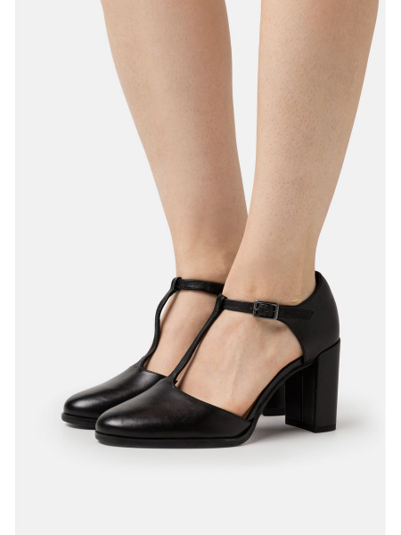 Туфли Clarks - купить с доставкой по выгодным ценам в интернет-магазине ...