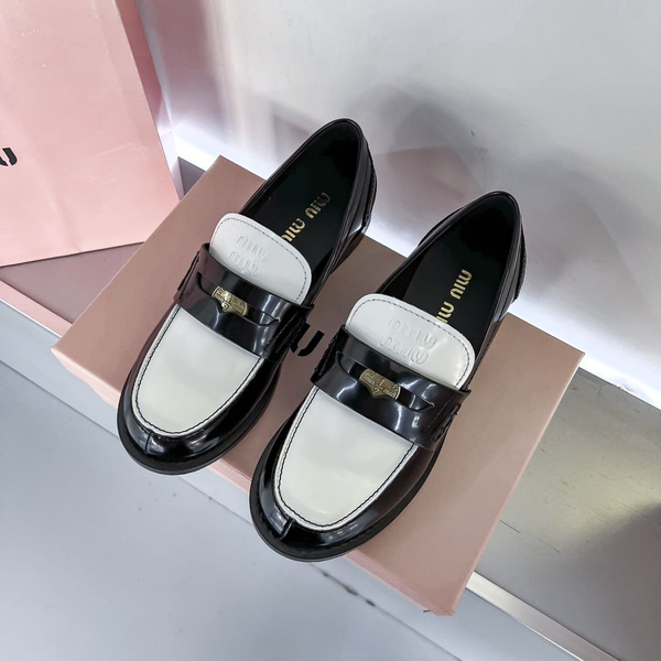 Лоферы Miu Miu купить с доставкой по выгодным ценам в интернет магазине Ozon 1547167694