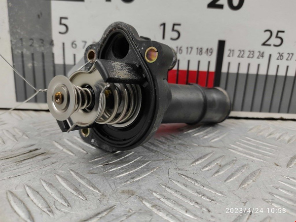 Корпус термостата / 1743878 4M5GED 1476110 для Ford Focus 2 (с пробегом ...