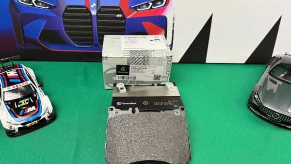 Mercedes-Benz Колодки тормозные дисковые Передние, арт. A0004201006 ...