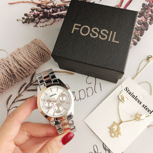 Fossil Часы наручные Кварцевые купить на Ozon по низкой цене 1917258208