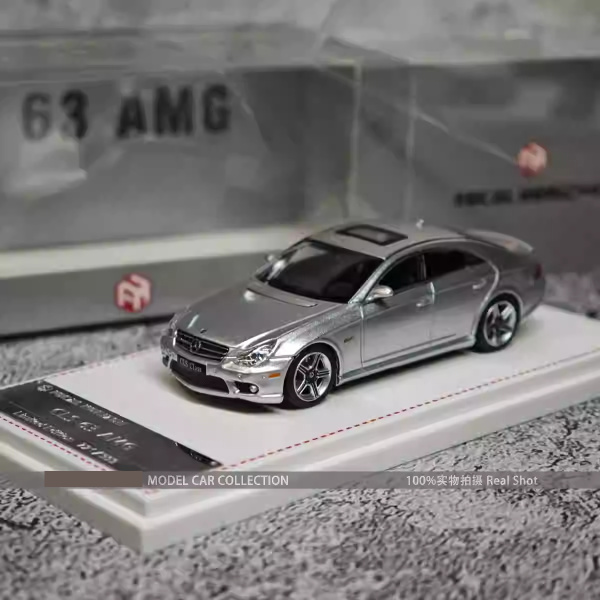Миниатюрная модель автомобиля из литого металла Мерседес Бенц CLS 63 ...