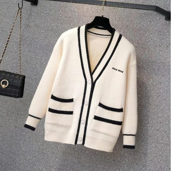 Свитер Женский Miu Miu белый Хлопок размер 52 Пуговицы Значки Длинный Логотип Китай