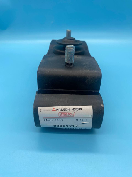 Mitsubishi Опора двигателя, арт. MR992717, 1 шт. купить на OZON по ...