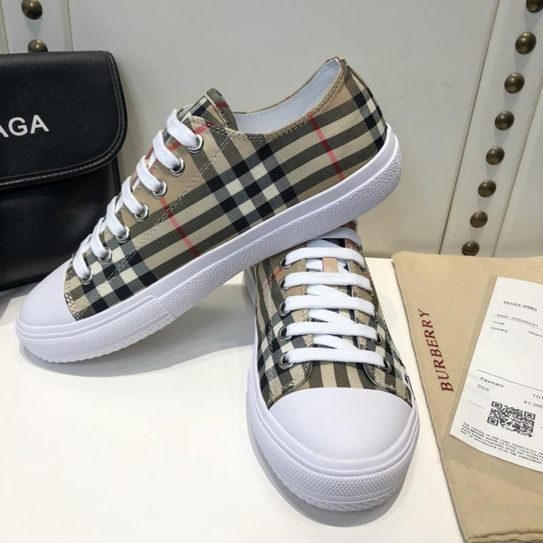 Кроссовки Burberry купить на OZON по низкой цене (1625645845)