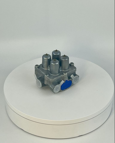 Кран 4-х контурный MAN TGA Wabco 9347140100 - купить с доставкой по ...