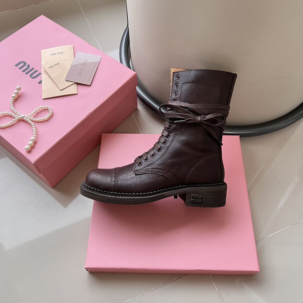 Ботинки Miu Miu купить с доставкой по выгодным ценам в интернет магазине Ozon 1709736877
