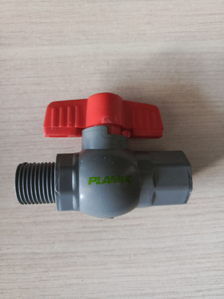 Кран шаровый для воды из ПВХ 1/2 внутр.-наруж. резьба PLAMIX, PVM-1/2 FM - купить по выгодной ...