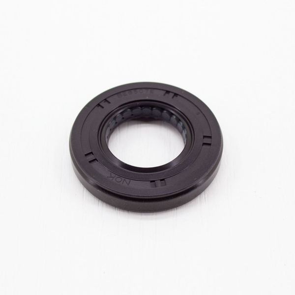 Сальник вала отбора мощности ISUZU, 24*45*8, оригинал - Isuzu арт ...