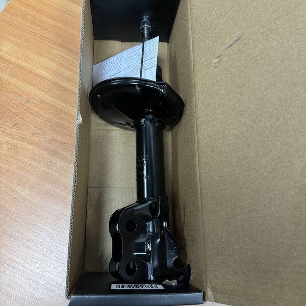 MILES Амортизатор передний правый TOYOTA STARLET 96-99 (KYB 333209 ...