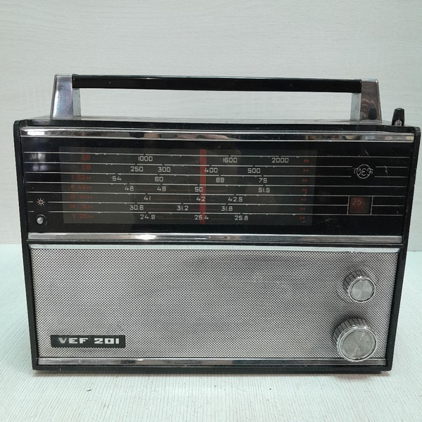 Радиоприемник "VEF 201", рабочий, состояние см. фото, СССР Винтаж ...