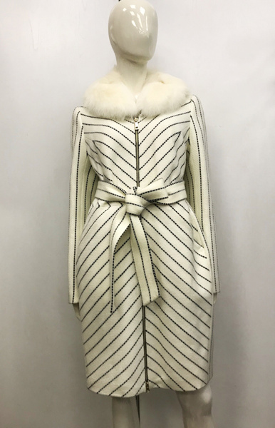 Пальто утепленное Женский SAMANGE белый матовый английский воротник ...