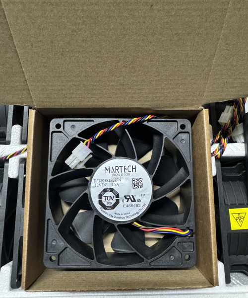 Вентилятор (Кулер) Martech (DF1203812B2FN) 4,5A 4 Pin (Квадрат белый ...