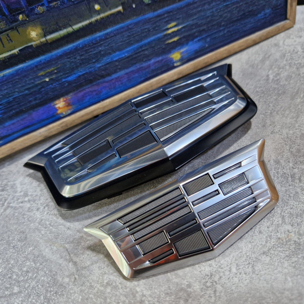 Эмблема комплект монохром Cadillac CT5 арт. 84670237; 84776040 - купить ...