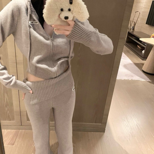 Комплект одежды Miu Miu купить на Ozon по низкой цене 1736927616