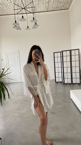 Халат Женский Kira Vitaly Домашний молочный, белый Завязки, Пояс Искусственный шелк, размер 56 ...