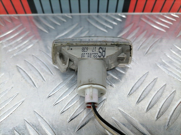 Повторитель указателя поворота левый / 2021062 13252455 1713423 для ...