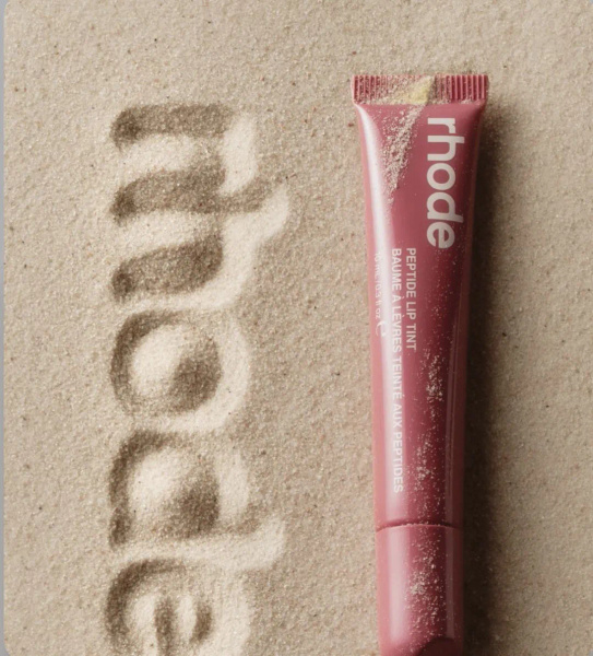 RHODE блеск для губ Peptide Lip Treatment оттенок Salty Tan ...