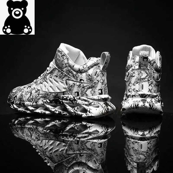Кроссовки Boutique. Итальянская мода (журнал) - купить с доставкой по ...