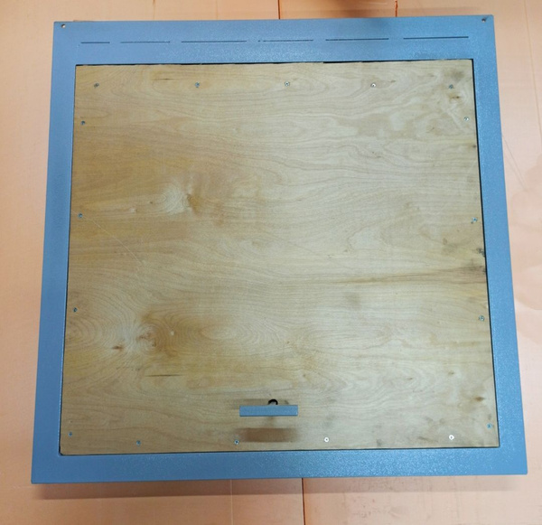 Напольный люк 650*650 под ламинат/линолеум с амортизаторами купить по ...