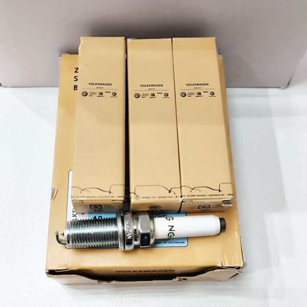 VAG (VW/Audi/Skoda/Seat) Свеча зажигания арт. 06K905601B, 1 шт. купить ...