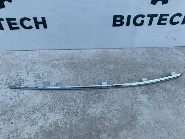 Молдинг переднего бампера правый Mercedes Benz A2128853021 купить по ...