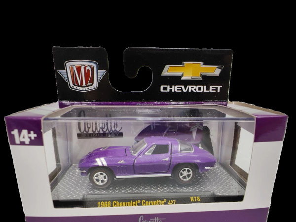 Модель коллекционная M2 Machines 1966 Chevrlet Corvette - купить в интернет-магазине OZON по ...